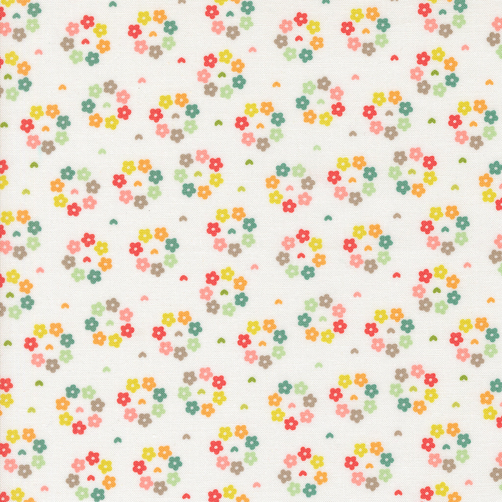 Raspberry Summer Quilt Fabric - Rosy in Cloud Multi - 37695 11 – Cary ...